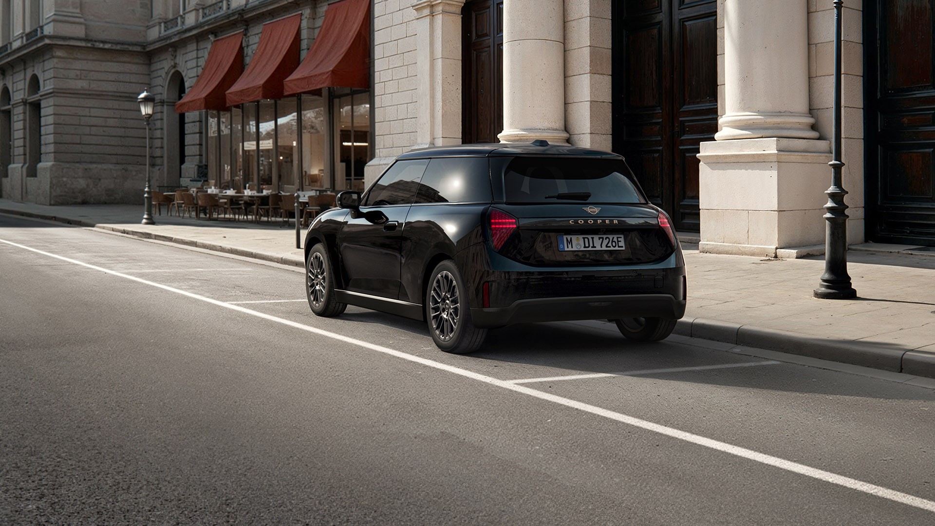 MINI Blackyard | MINI ES